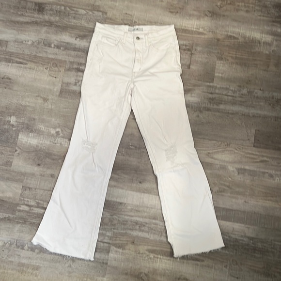 Joe's Jeans | Jeans | Slightly Ripped White Jeans | Poshmark
